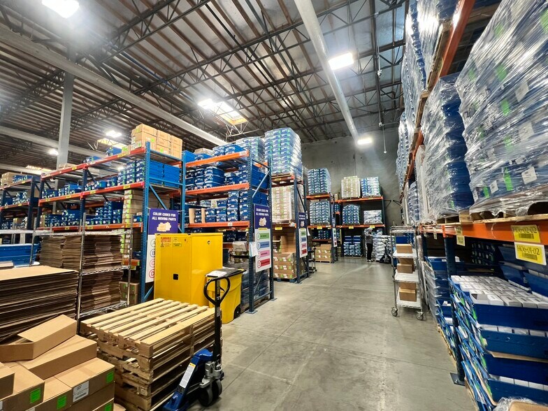 7525 N Lockheed Dr, Burbank, CA 91505 - Industrial For Lease Cityfeet.com