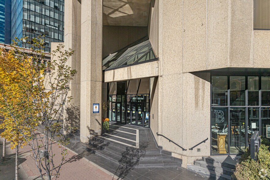 10020 101A Ave NW, Edmonton, AB T5J 3G2 - Office Cityfeet.com