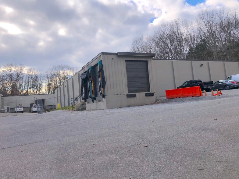 253 N Grand Ave, Poughkeepsie, NY 12603 - Industrial For Lease Cityfeet.com