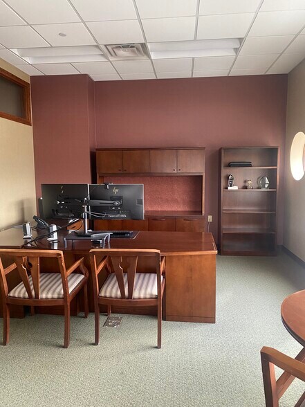 550 S Riverview Dr, Parchment, MI 49004 - Office For Sale Cityfeet.com