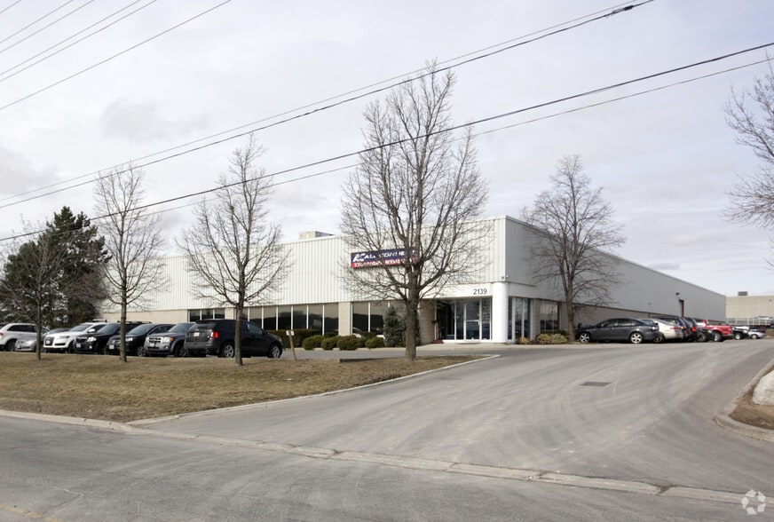 2139 Wyecroft Rd, Oakville, ON L6L 5L7 - Warehouse For Sale Cityfeet.com