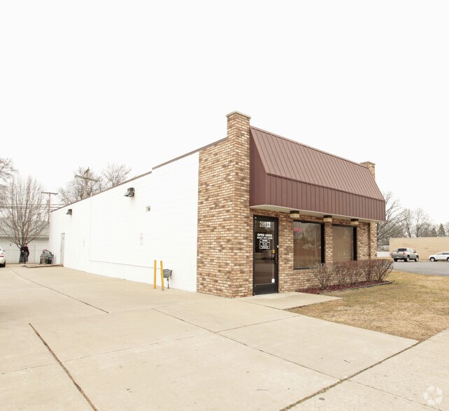 28032 W Warren Rd, Westland, MI 48185 - Office Cityfeet.com