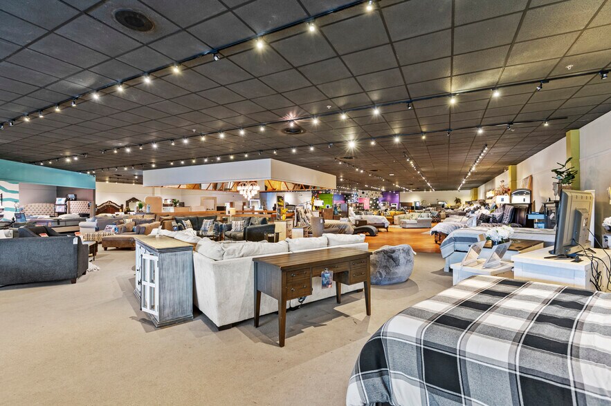 515 Boston Post Rd, Orange, CT 06477 - Retail For Lease Cityfeet.com