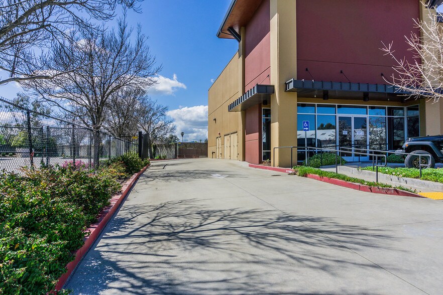 64 Union Way, Vacaville, CA 95687 - Light Distribution For Sale ...