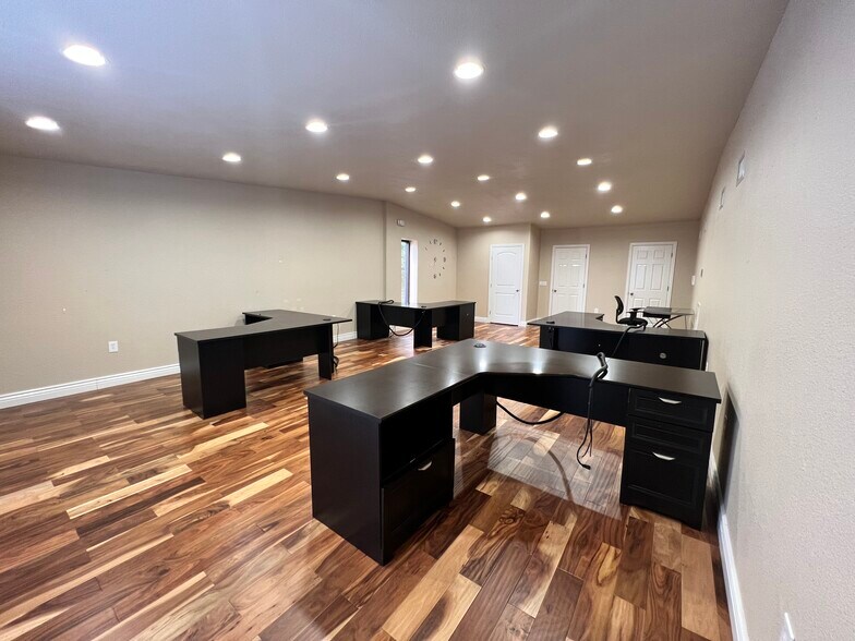 1936 Old Holzwarth Rd, Spring, TX 77388 - Warehouse For Sale Cityfeet.com