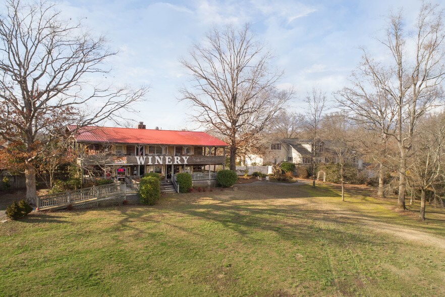 1817 Delano Rd, Delano, TN 37325 - Winery Vineyard For Sale Cityfeet.com