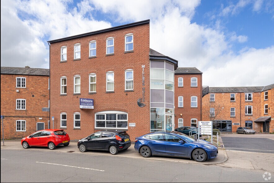 Roman Way, Market Harborough, LEC LE16 7PQ - Office For Lease Cityfeet.com