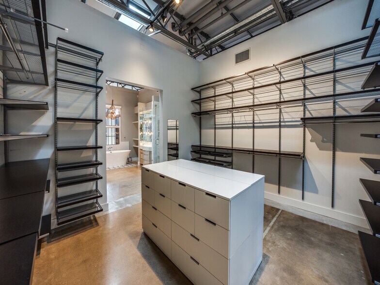 2323 Farrington St, Dallas, TX 75207 - Industrial Cityfeet.com