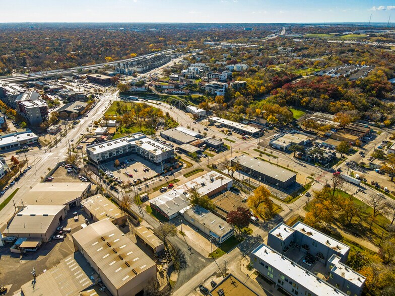 702 W Commerce St, Dallas, TX 75208 - Office Cityfeet.com