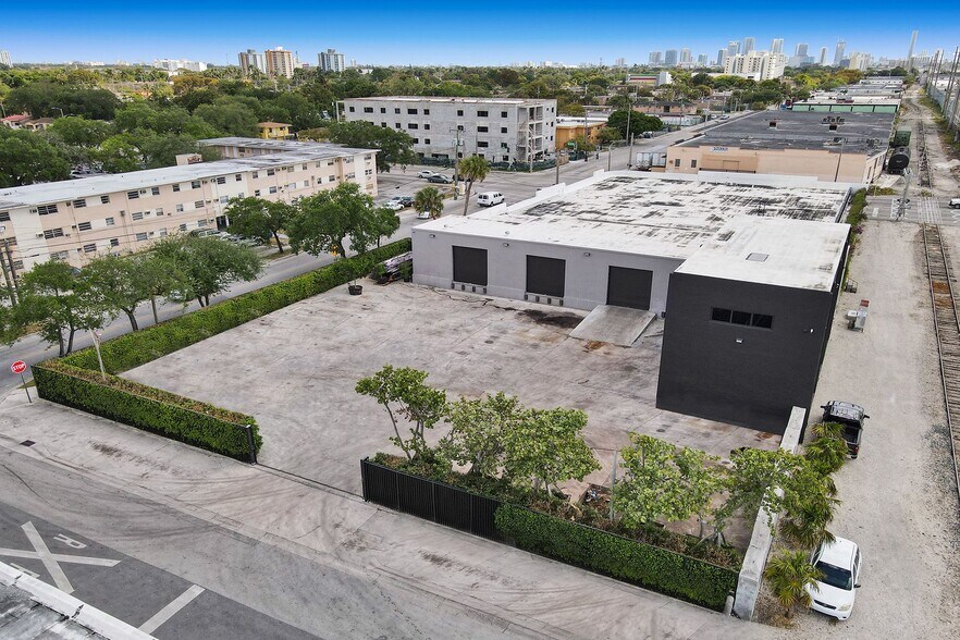 2200 NW 23rd St, Miami, FL 33142 - Warehouse For Sale Cityfeet.com