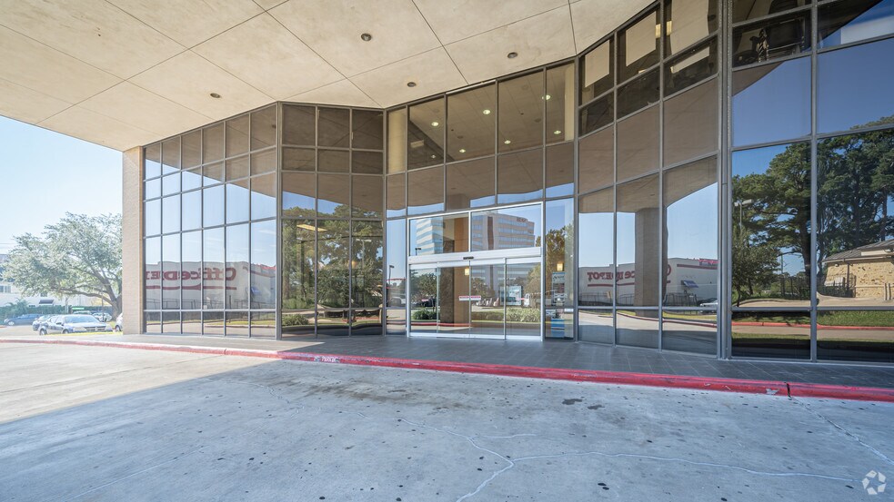 1415 North Loop W, Houston, TX 77008 - Office For Lease Cityfeet.com