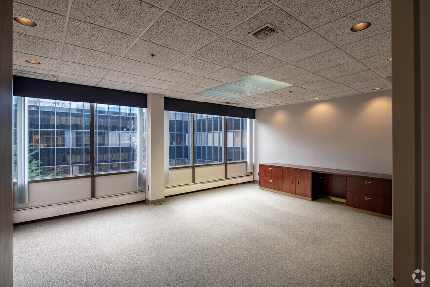 30100 Telegraph Rd, Bingham Farms, MI 48025 - Office For Lease Cityfeet.com