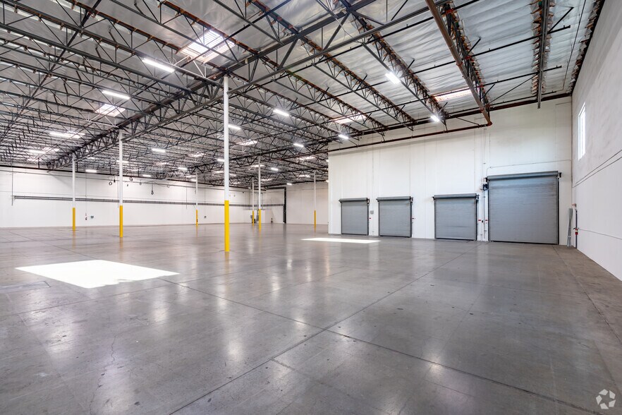 2220 Camino Del Sol, Oxnard, CA 93030 - Industrial For Lease Cityfeet.com
