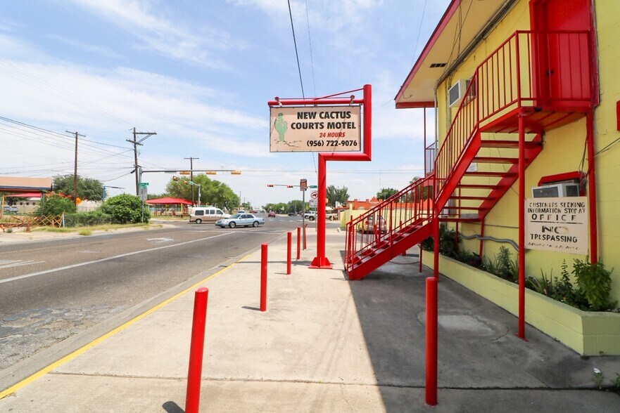 4119 Santa Maria Ave, Laredo, TX 78041 - Hotel For Sale Cityfeet.com