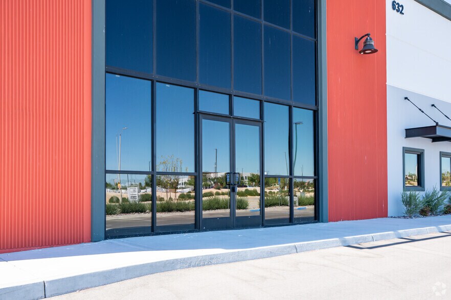 632 Auto Center Dr, Palmdale, CA 93551 - Warehouse For Sale Cityfeet.com