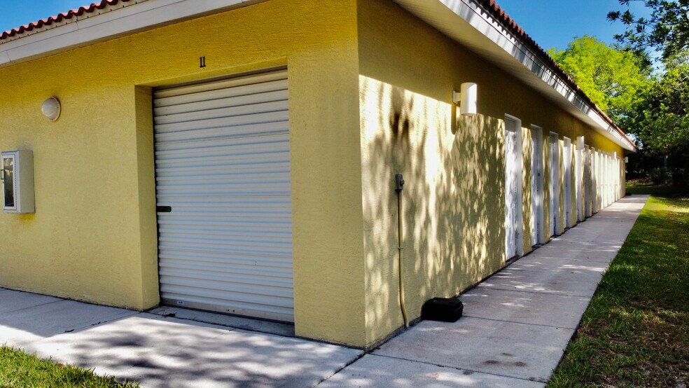 8243 Key Royal Cir, Naples, FL 34119 - Self Storage For Sale Cityfeet.com