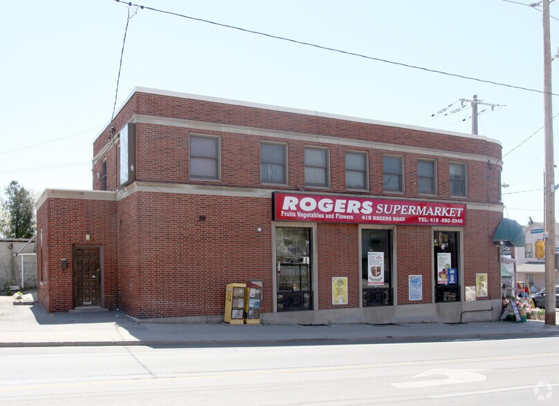 417-419 Rogers Rd, Toronto, ON M6M 4Z8 - Storefront Retail Residential ...
