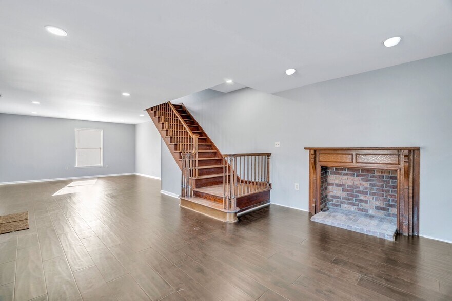 4809 Augusta Rd, Savannah, GA 31408 - Storefront Retail Office For Sale ...