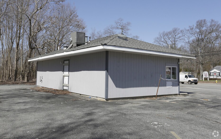 3000 Middle Country Rd, Lake Grove, NY 11755 - Freestanding For Sale ...