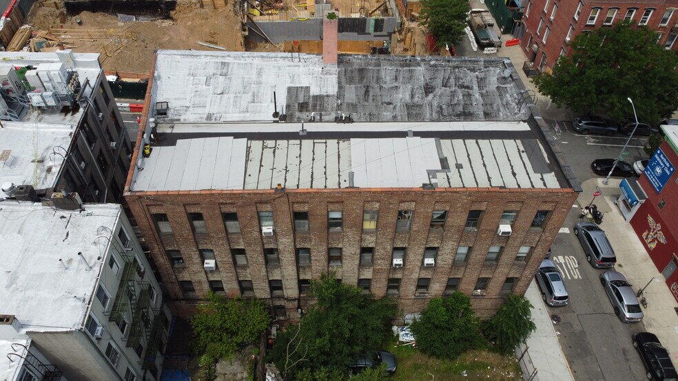 235 Berry St, Brooklyn, NY 11249 - Loft Creative Space For Sale Cityfeet.com