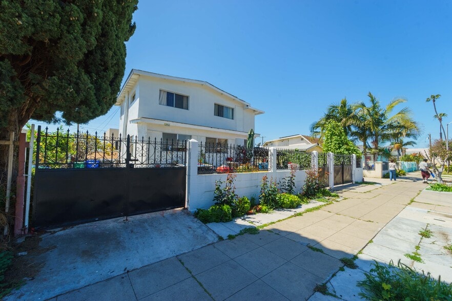 3643-45 Logan Avenue, San Diego, CA 92113 - Apartments For Sale ...