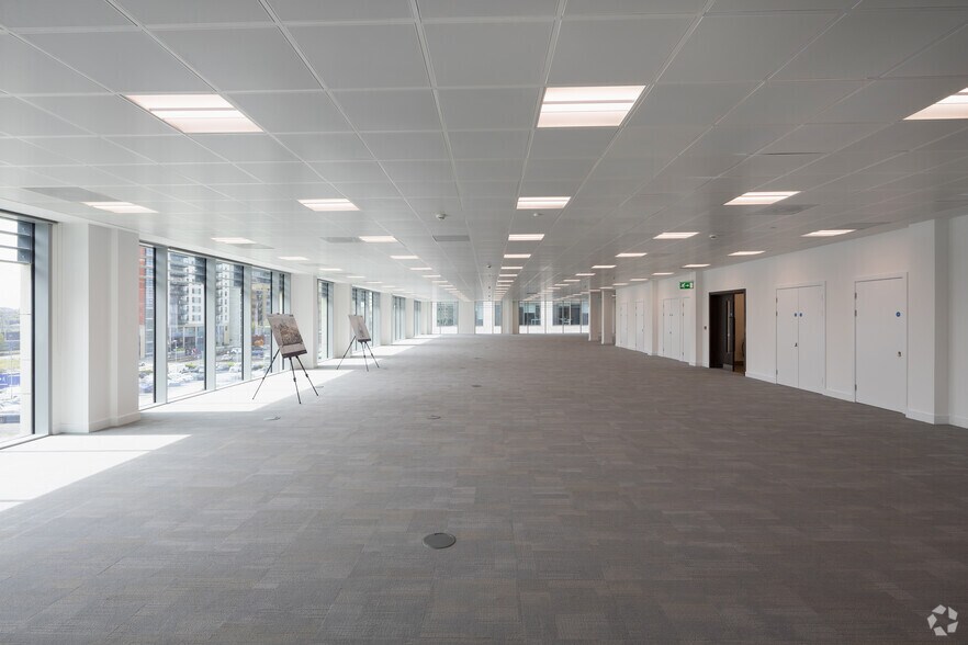 6 Wellington Place, Leeds, WYK LS1 4AP - Office For Lease Cityfeet.com