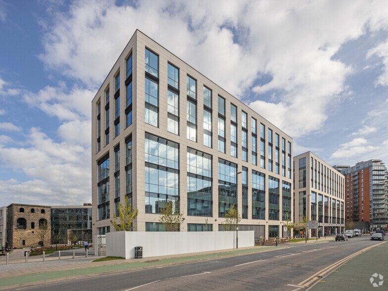 6 Wellington Place, Leeds, WYK LS1 4AP - Office For Lease Cityfeet.com