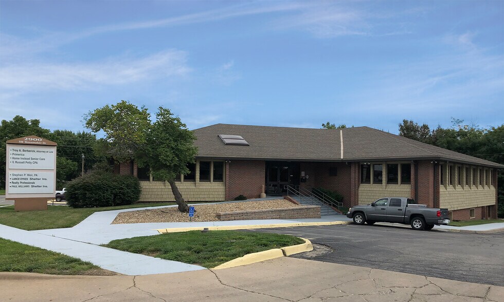 2900 SW Wanamaker Dr, Topeka, KS 66614 - Office Cityfeet.com