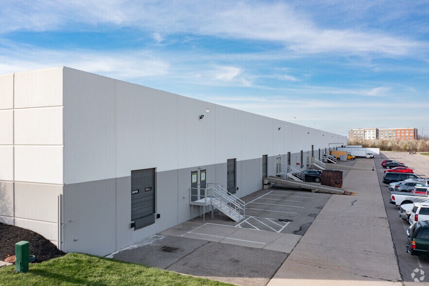 7700-7740 Service Center Dr, West Chester, OH 45069 - Industrial For ...