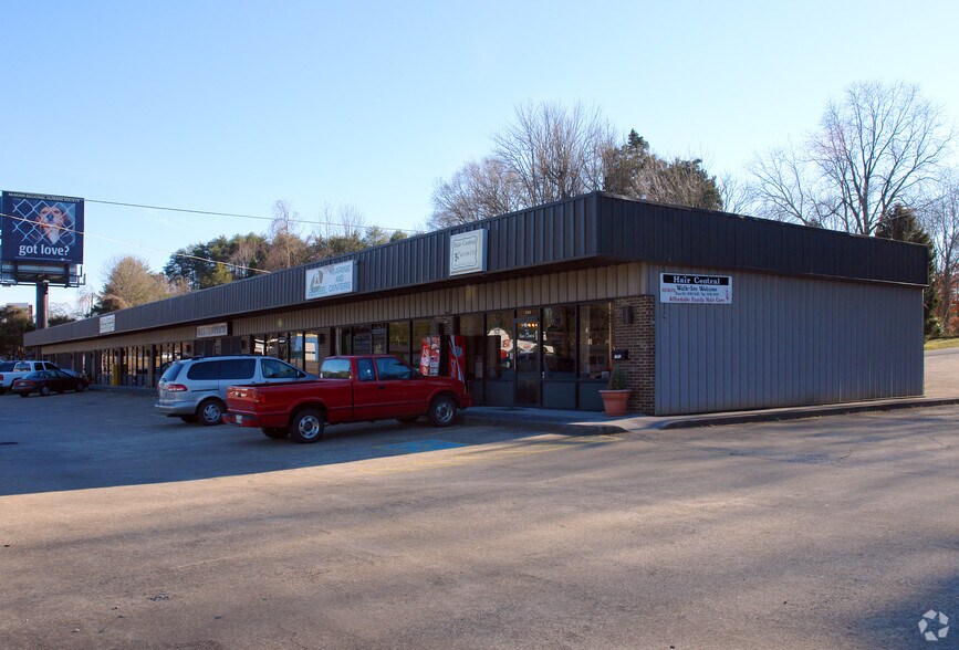 702 S White St, Athens, TN 37303 - Storefront Retail Office For Sale ...