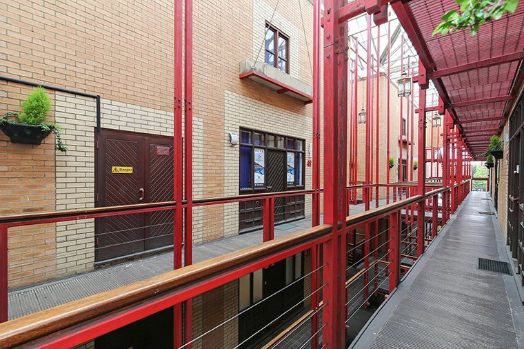 Lower Rd, London, LND SE16 2XB - Coworking Space Cityfeet.com