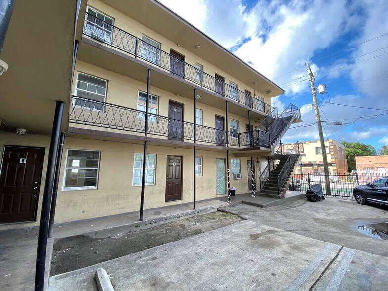 7001 NW 15th Ave, Miami, FL 33147 - Apartments For Sale Cityfeet.com