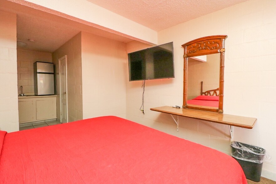 4119 Santa Maria Ave, Laredo, TX 78041 - Hotel For Sale Cityfeet.com