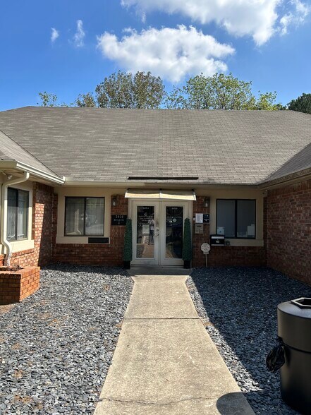 2950 Stone Hogan Connector Rd SW, Atlanta, GA 30331 - Medical For Sale ...