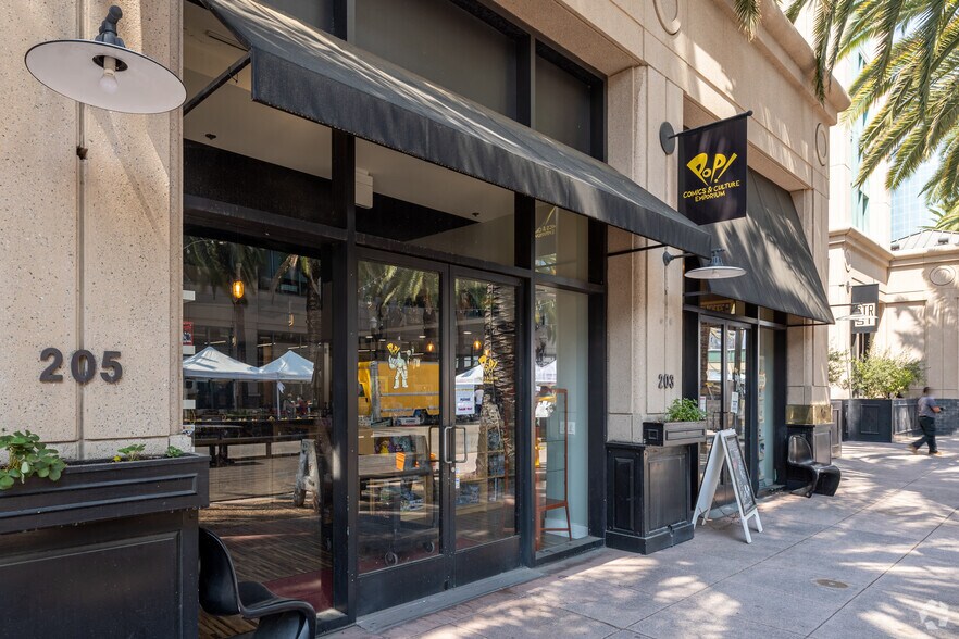 131-195 W Center Street Promenade, Anaheim, CA 92805 - Storefront For ...