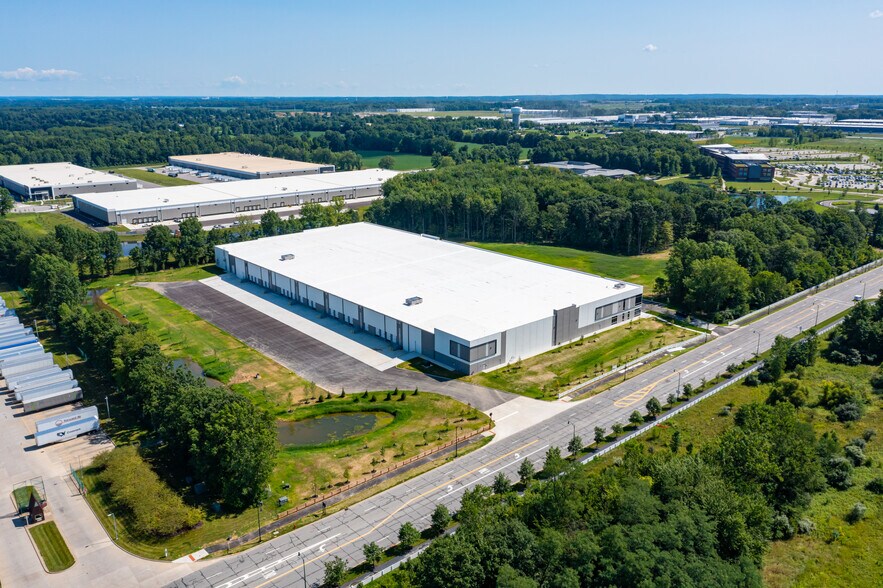 8200 Smiths Mill Rd, New Albany, OH 43054 - Industrial Cityfeet.com