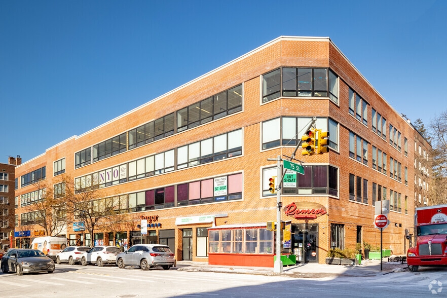 74-09 37th Ave, Jackson Heights, NY 11372 - Office For Sale Cityfeet.com