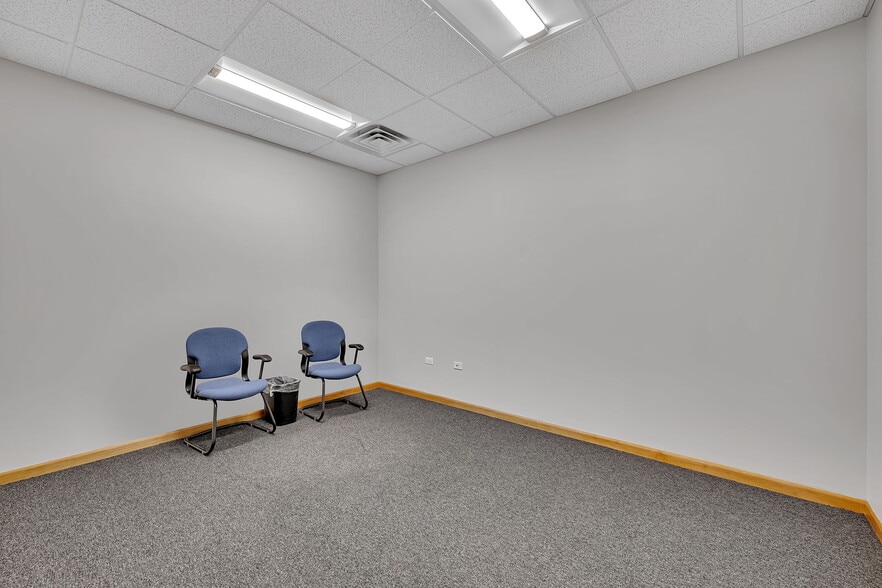 801 Brian Dr, Crest Hill, IL 60403 - Flex/R&D For Lease Cityfeet.com