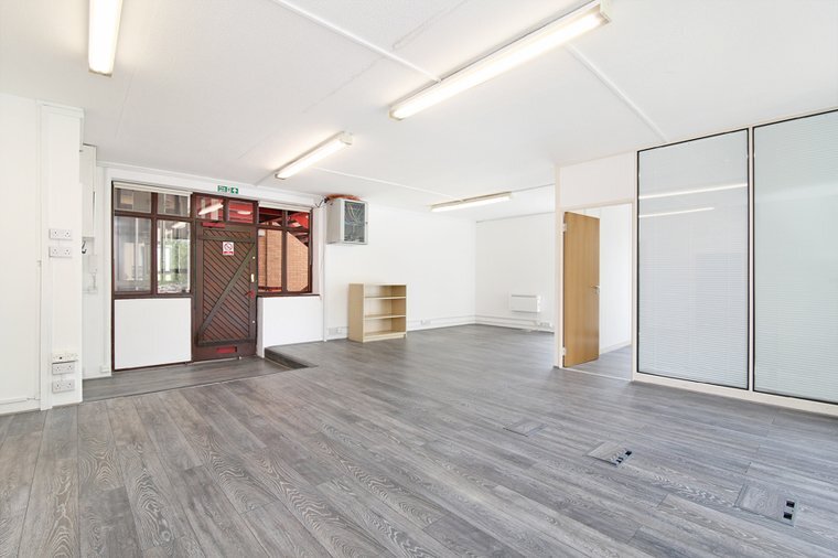 Lower Rd, London, LND SE16 2XB - Coworking Space Cityfeet.com