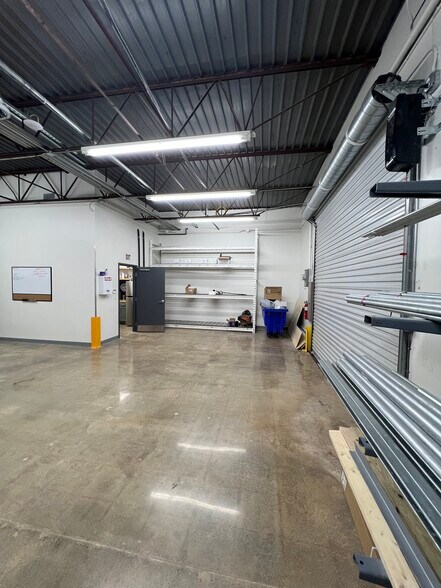 11150 Morrison, Dallas, TX 75229 - Showroom For Sale Cityfeet.com