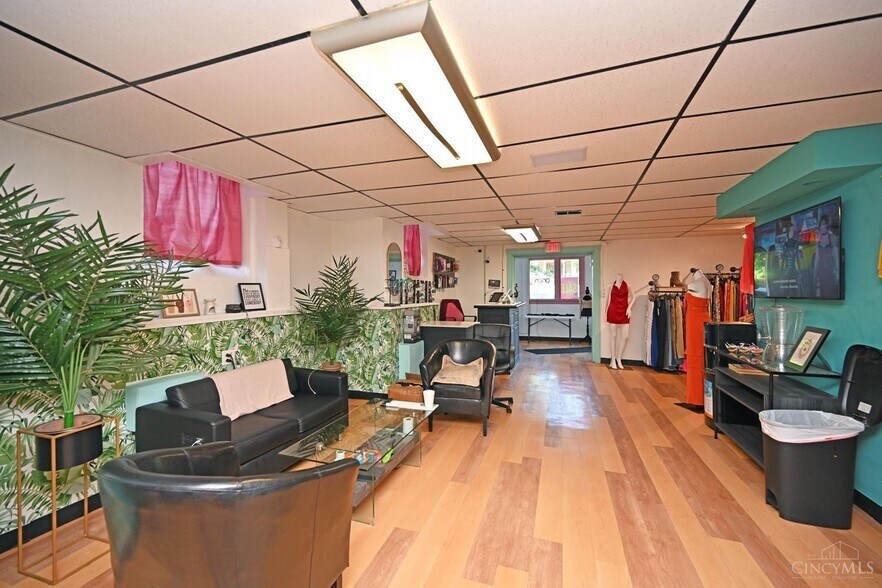 3896 Reading Rd, Cincinnati, OH 45229 - Apartments For Sale Cityfeet.com