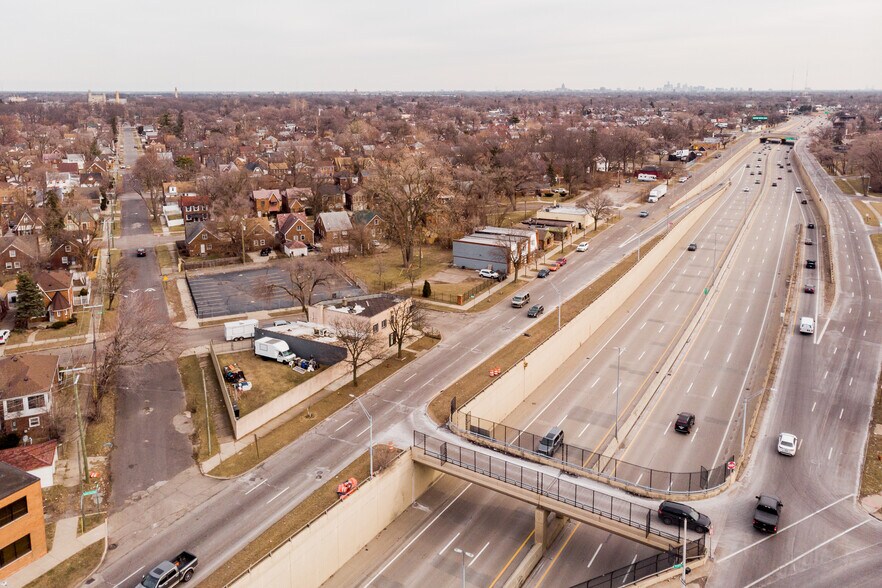 16666 James Couzens Fwy, Detroit, MI 48221 - Manufacturing For Sale ...