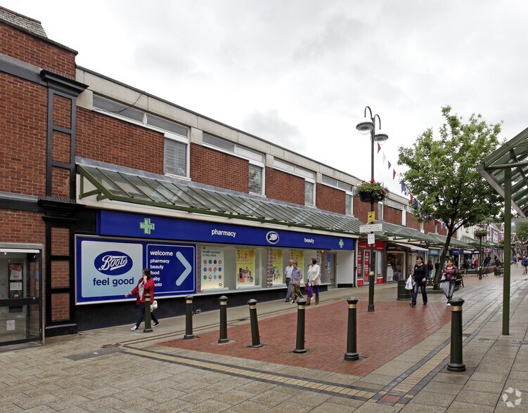 Three Spires Shopping Centre, Lichfield, STS - Retail For Lease ...