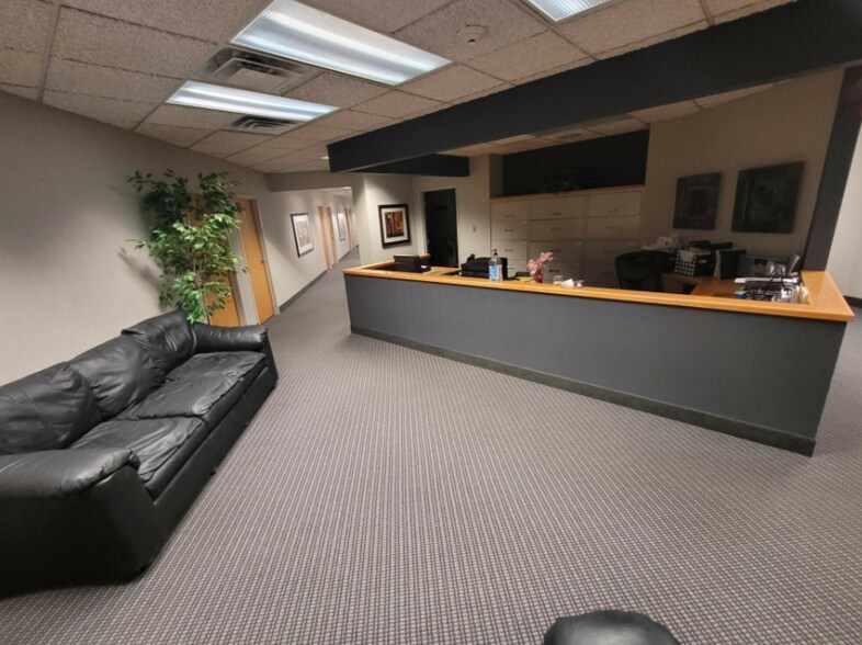 20800 Southfield Rd, Southfield, MI 48075 - Medical Office For Lease ...