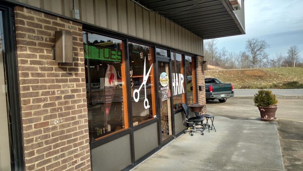 702 S White St, Athens, TN 37303 - Storefront Retail Office For Sale ...
