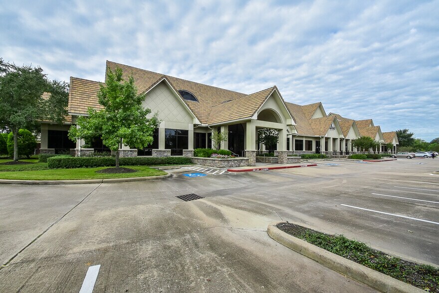 4855 Riverstone Blvd, Missouri City, TX 77459 - Office For Lease ...