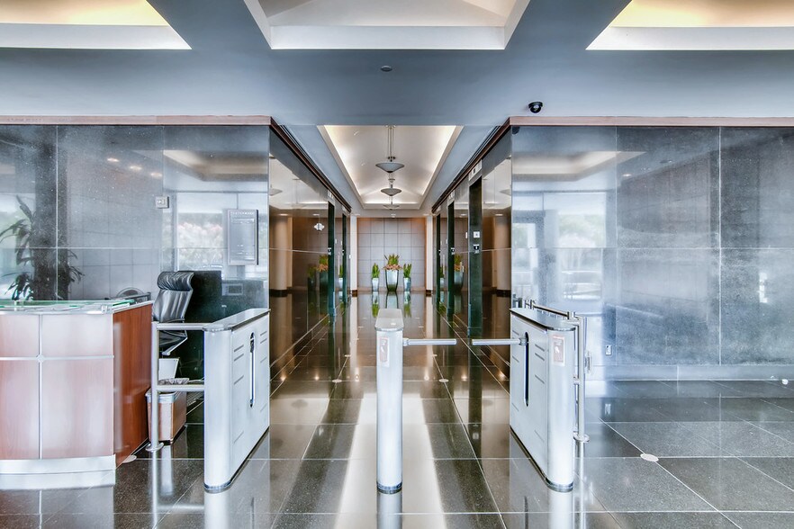100 Glenborough Dr, Houston, TX 77067 - Office For Lease Cityfeet.com