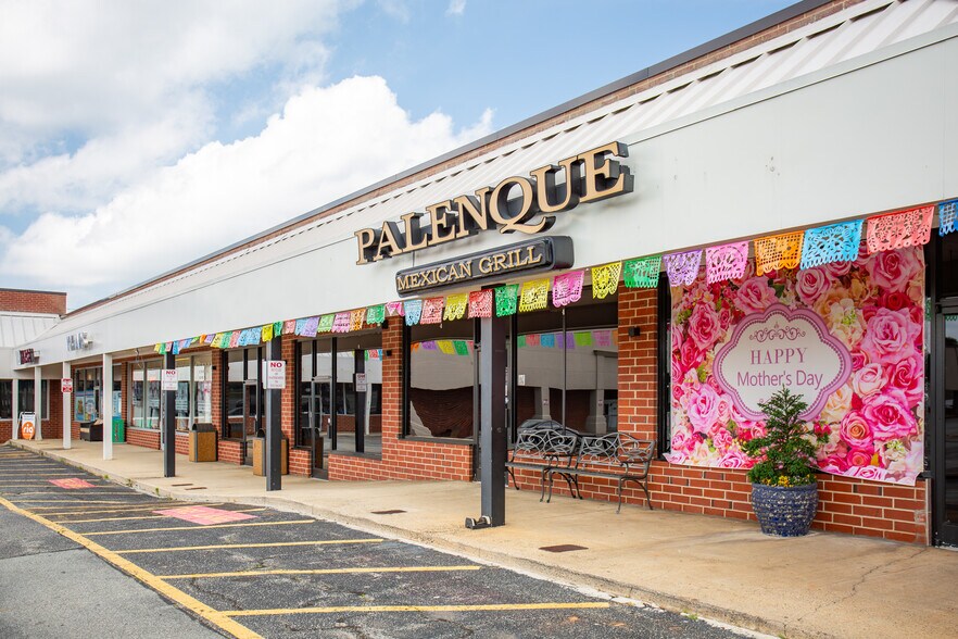 617-621 N Main St, Kernersville, NC 27284 - Retail Cityfeet.com