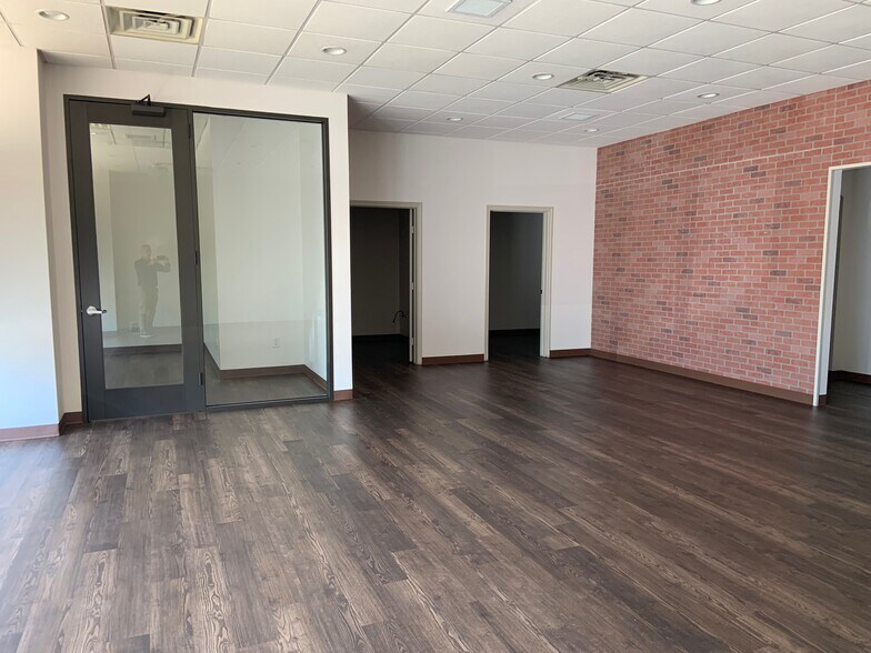 106 Westheimer Rd, Houston, TX 77006 For Lease Cityfeet.com