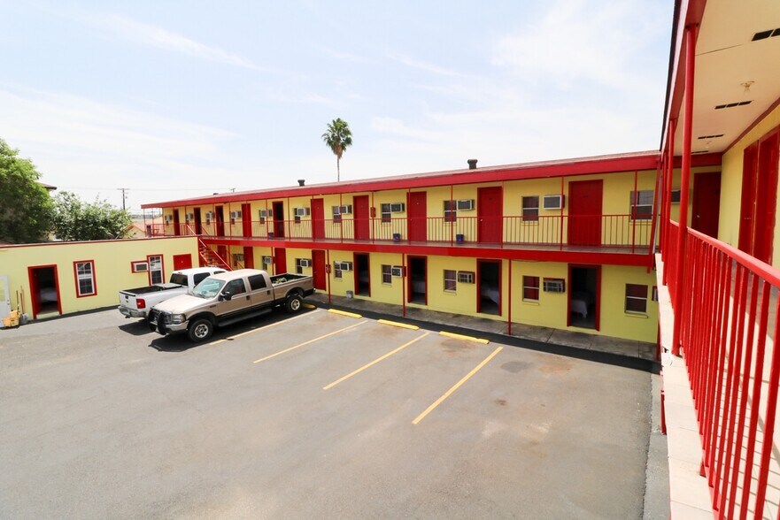 4119 Santa Maria Ave, Laredo, TX 78041 - Hotel For Sale Cityfeet.com
